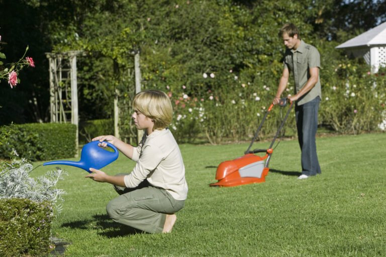 Toro Timecutter SS3225 32inch Zero-Turn Mower - Mow Mastery